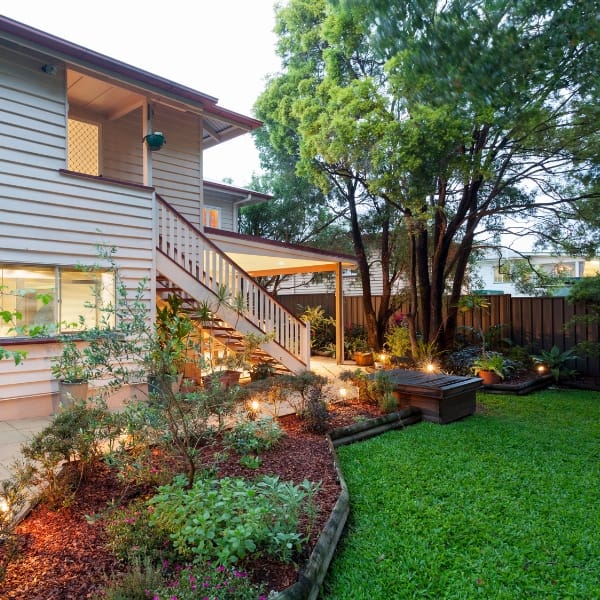 Lawn Maintenance services Gold Coast & surrounds - Aussie Gleam